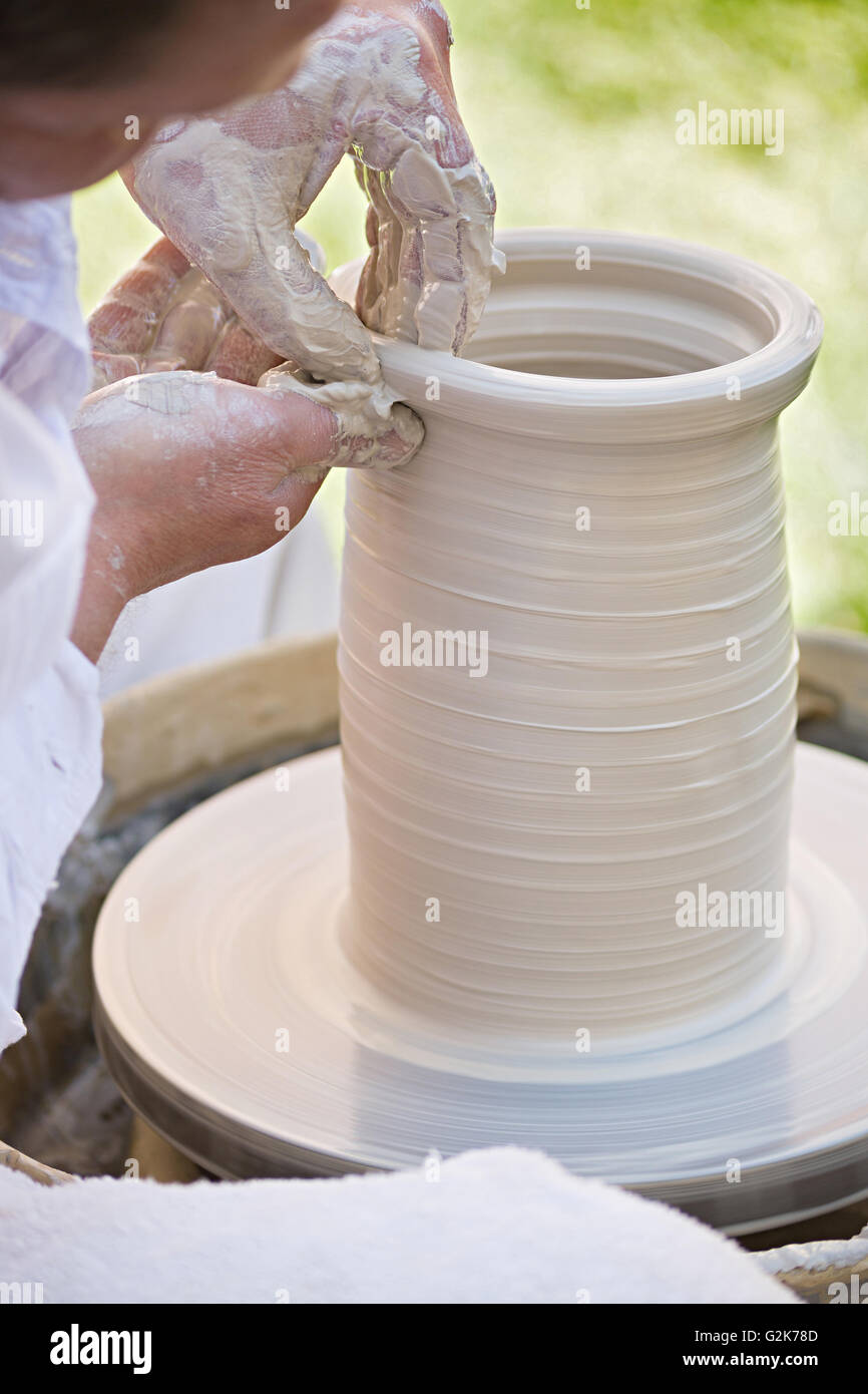 potter at work Stock Photo - Alamy