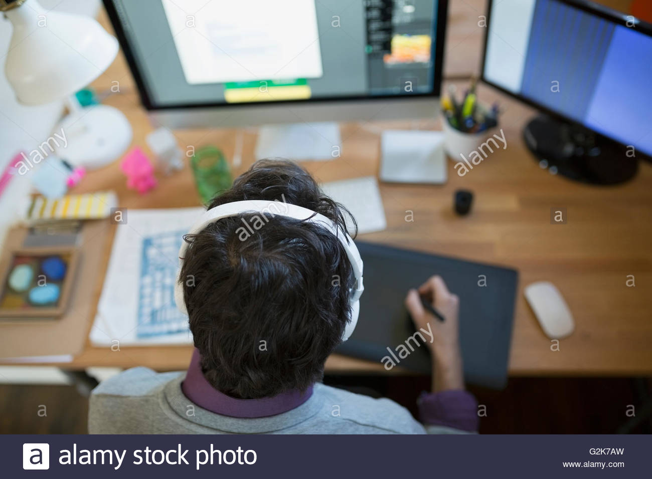 Computer graphics designer hi-res stock photography and images - Alamy