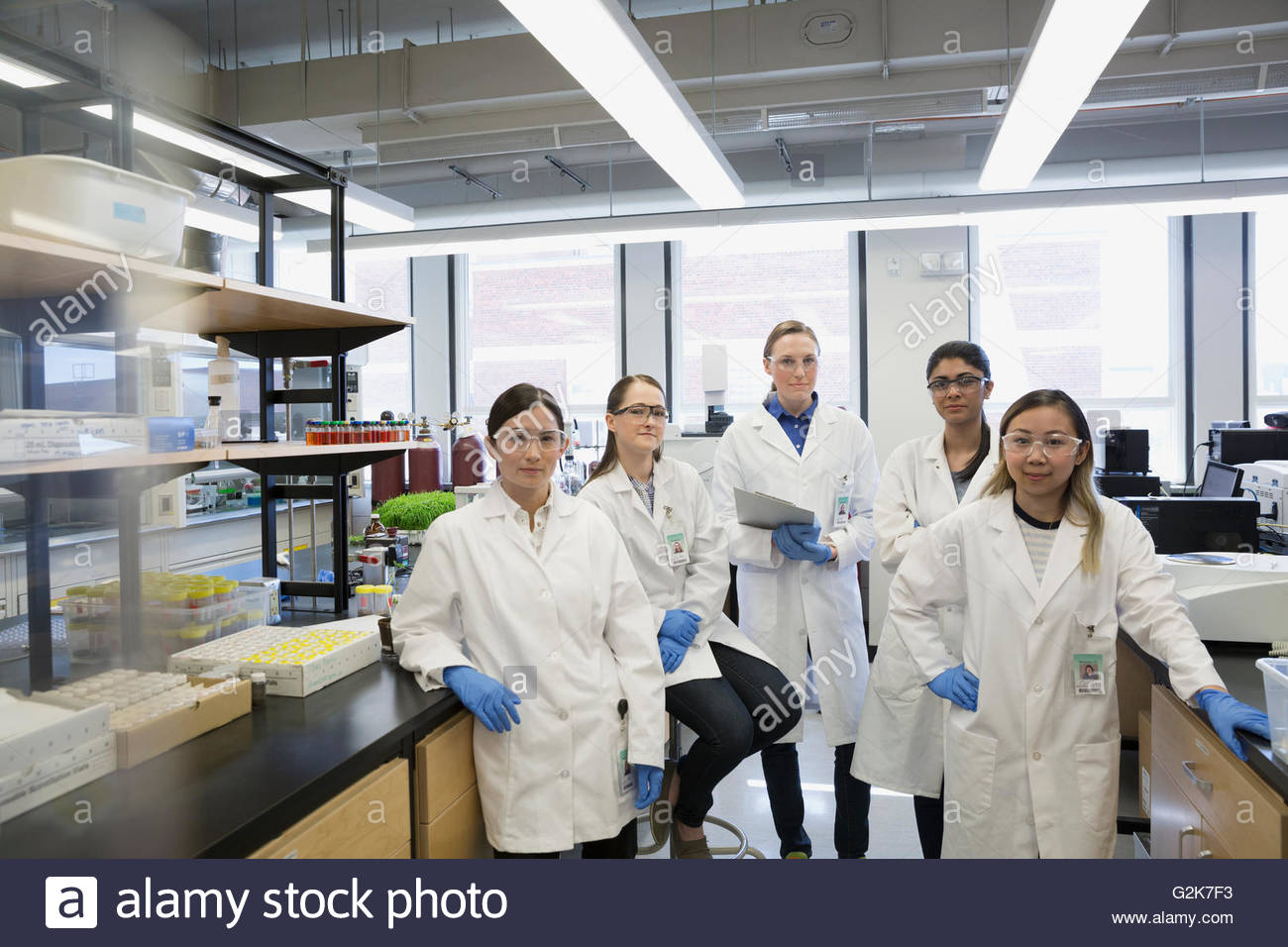 Confident team of scientists in the lab hi-res stock photography and ...