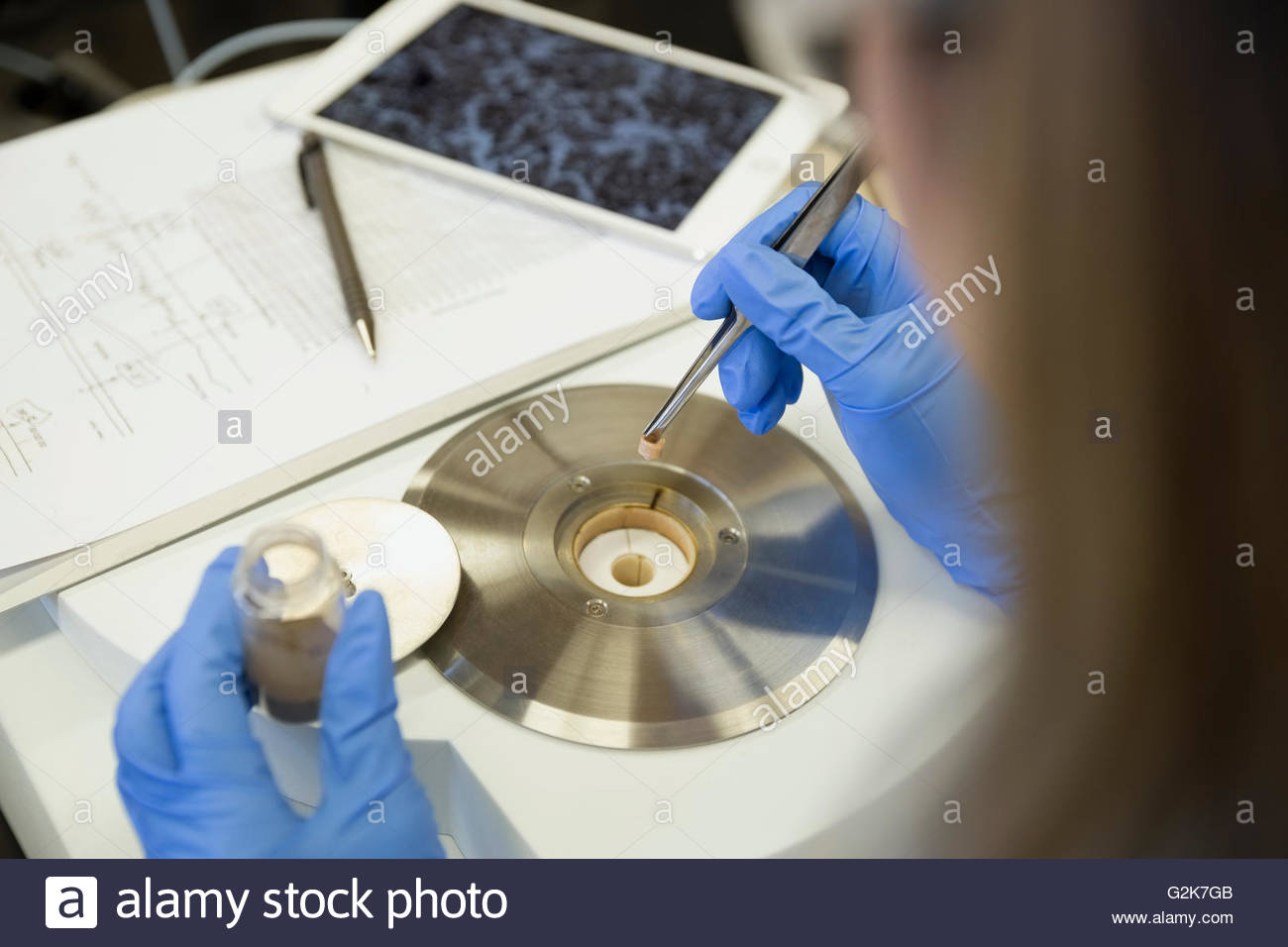 Medical specimen jar hi-res stock photography and images - Alamy