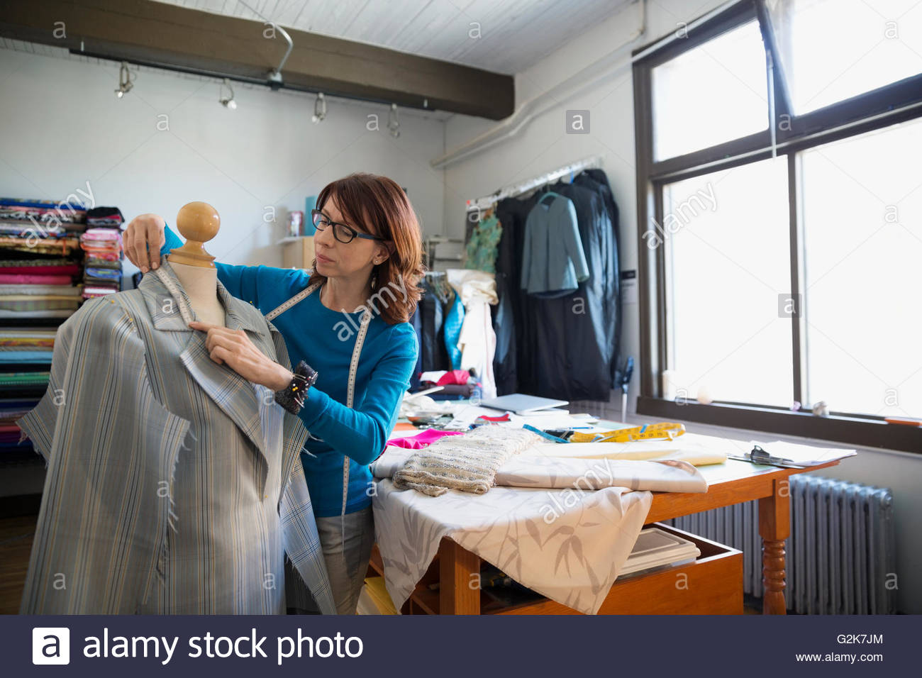 Dressmaker model hi-res stock photography and images - Alamy