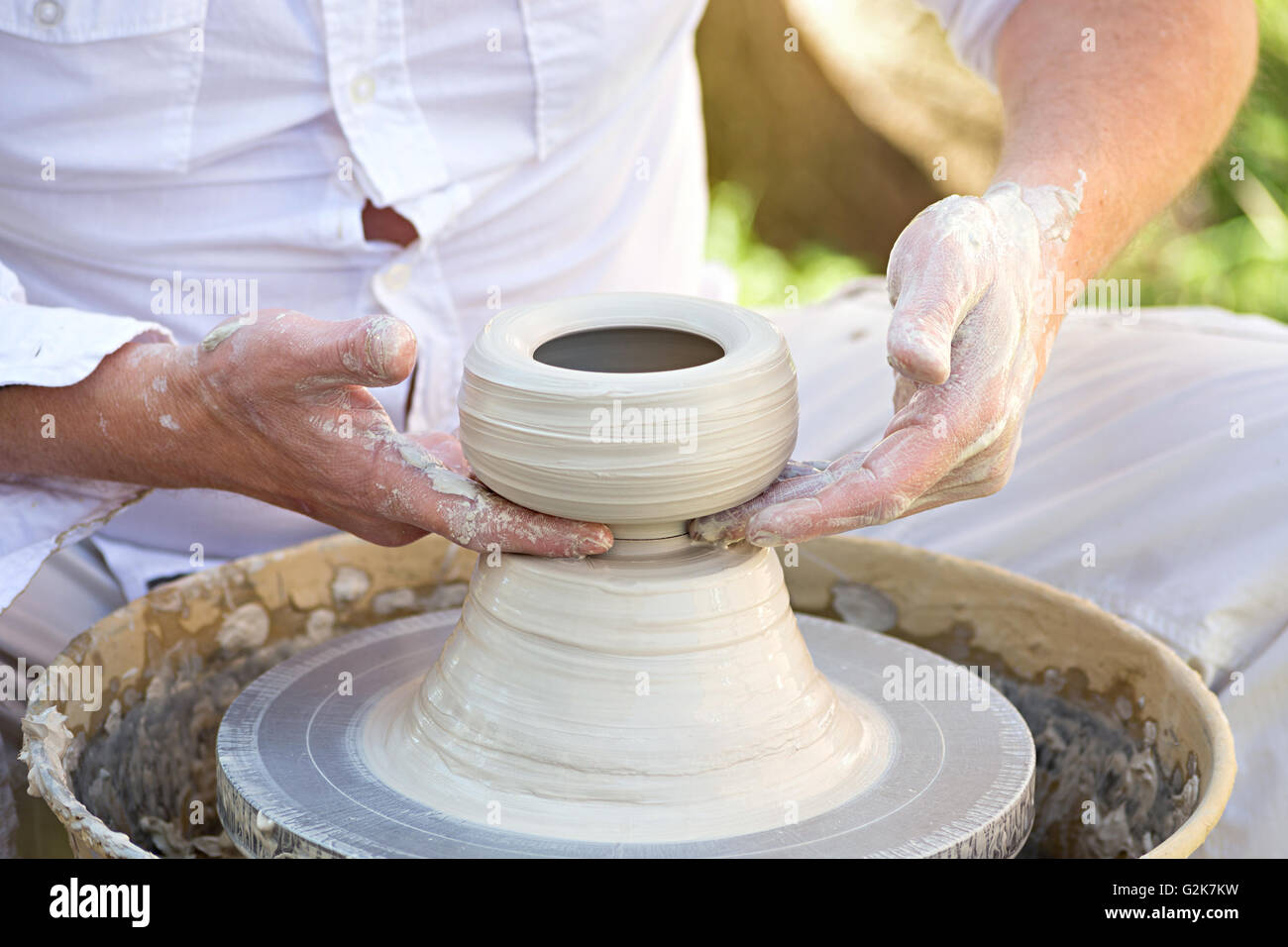 potter at work Stock Photo - Alamy