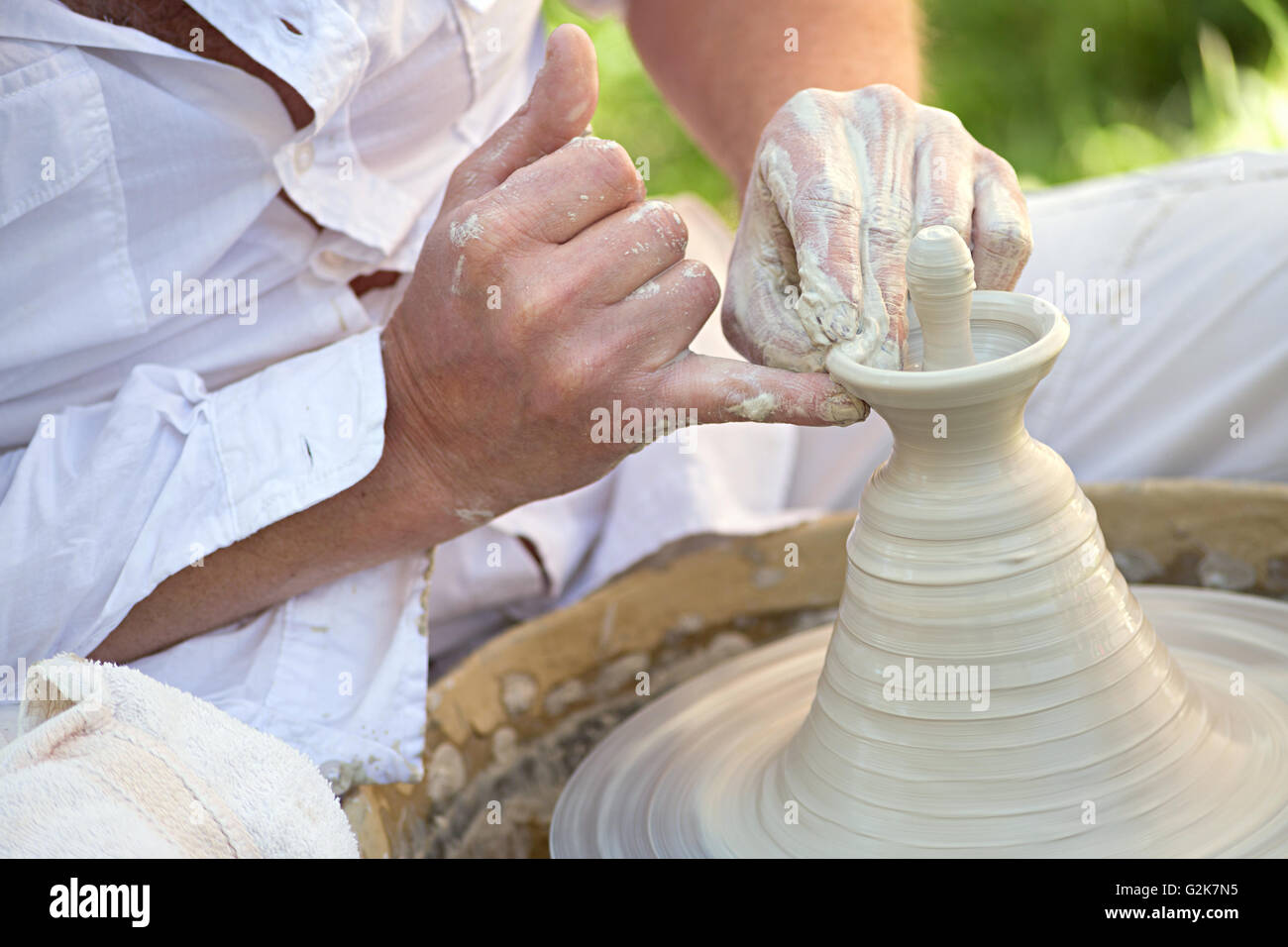potter at work Stock Photo - Alamy