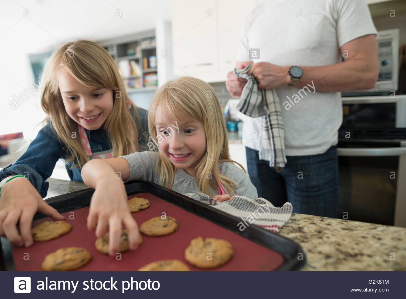 Excited girls hi-res stock photography and images - Alamy