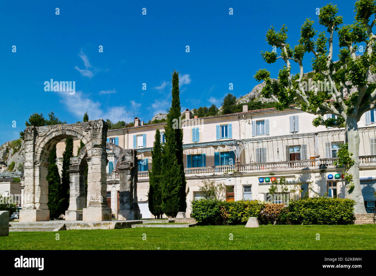 The roman Arc at Cavaillon,Place Duclos, Vaucluse, Provence, France ...