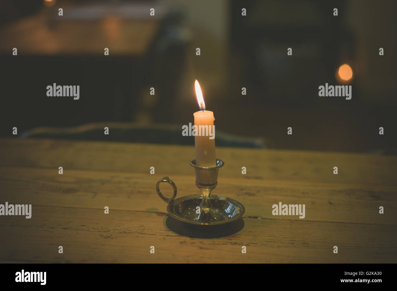 Candle light dining table hi-res stock photography and images - Alamy