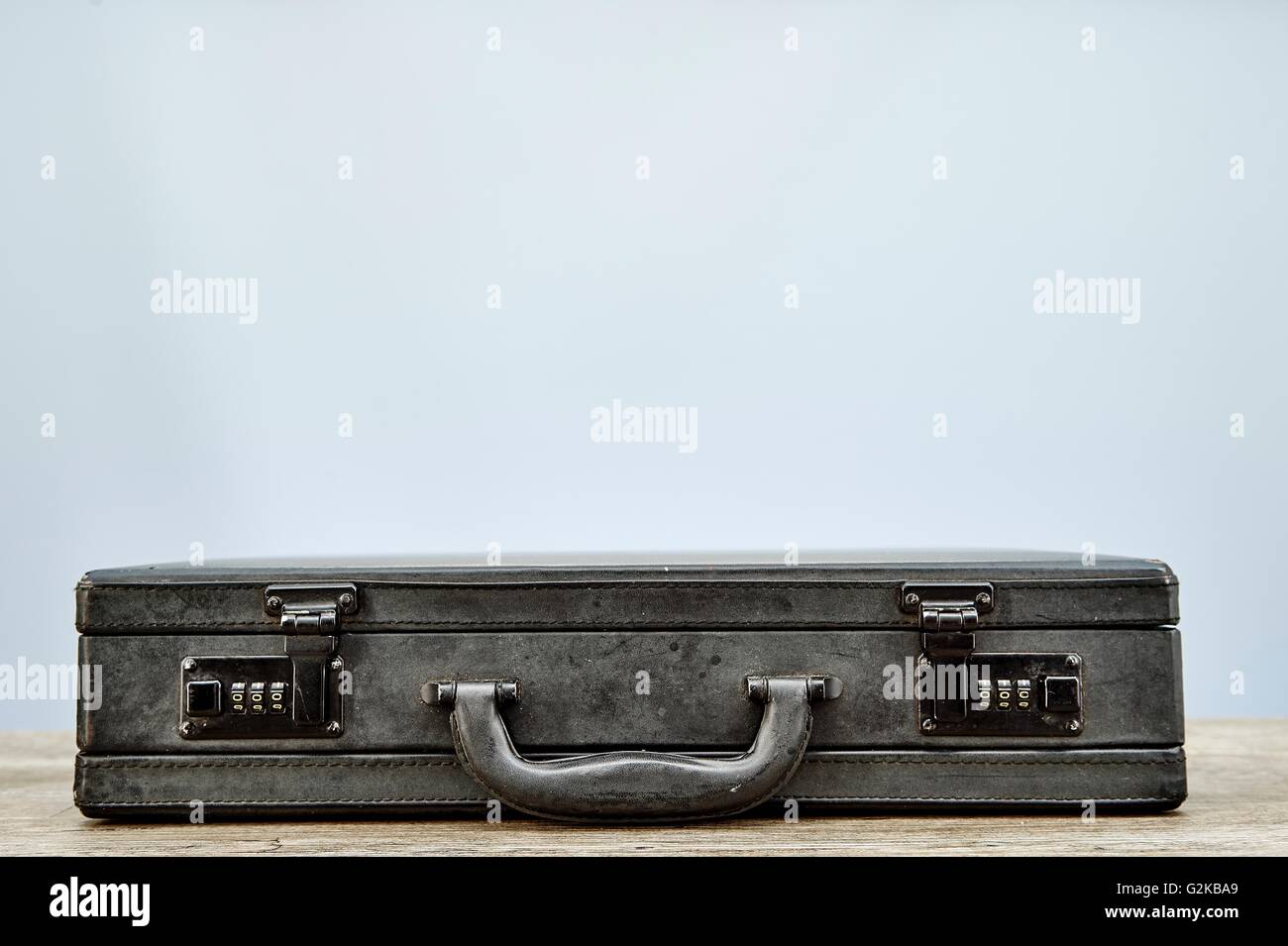 A studio photo of an old leather briefcase Stock Photo - Alamy