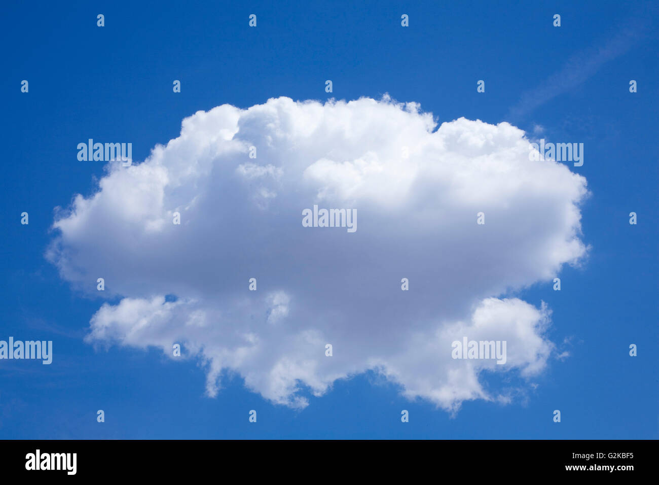 [blue sky] [white clouds] hi-res stock photography and images - Alamy