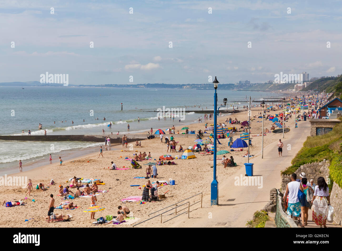 People on the beach, beach life, beach promenade, Bournemouth, Dorset ...