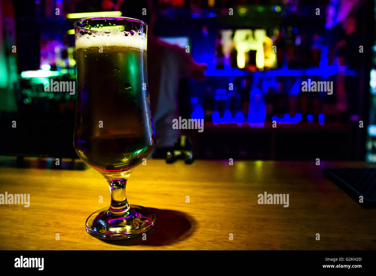 Glass of beer on bar hi-res stock photography and images - Alamy