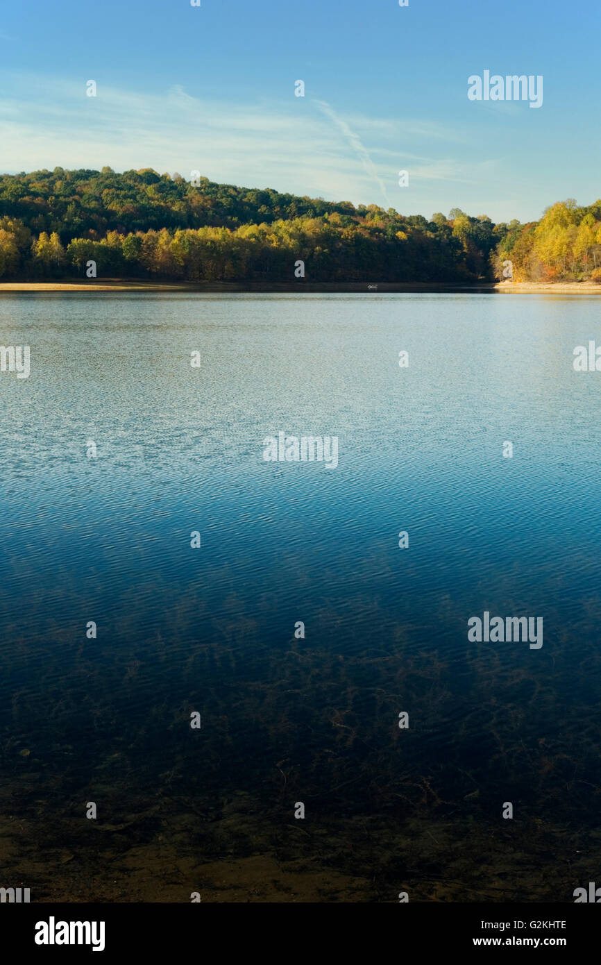 Round valley hi-res stock photography and images - Alamy