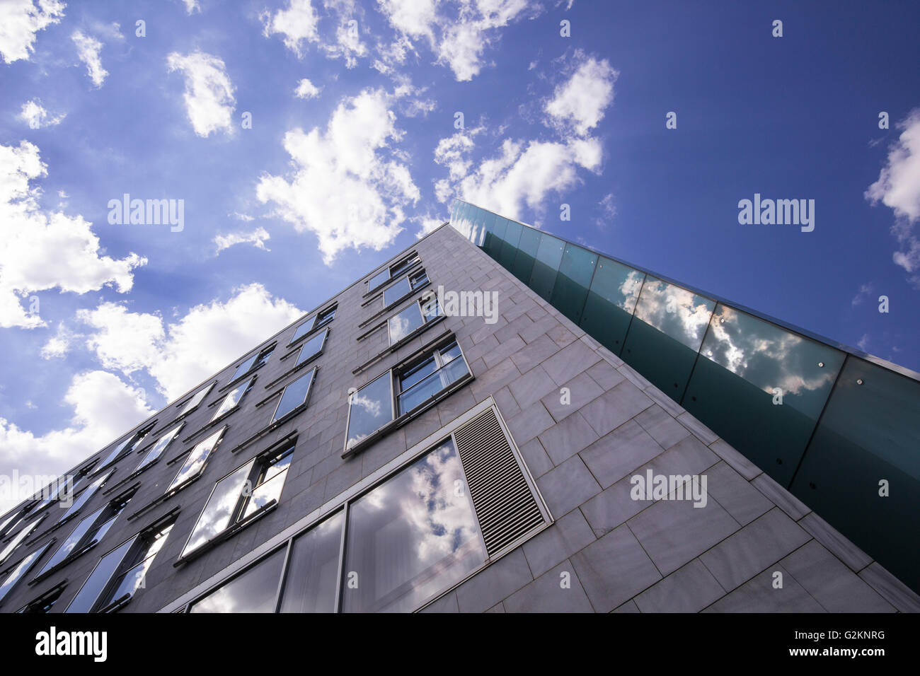 British embassy exterior view building hi-res stock photography and ...