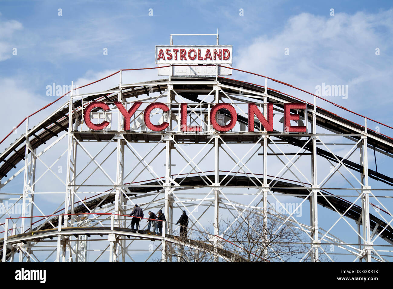 Roller Coaster Maintenance High Resolution Stock Photography and Images ...