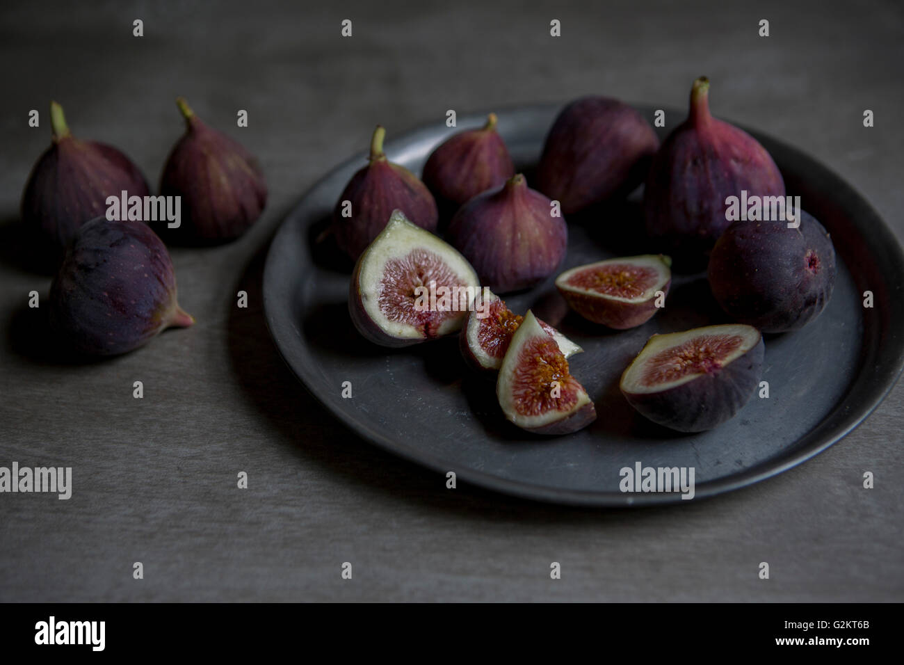 Whole figs hi-res stock photography and images - Alamy