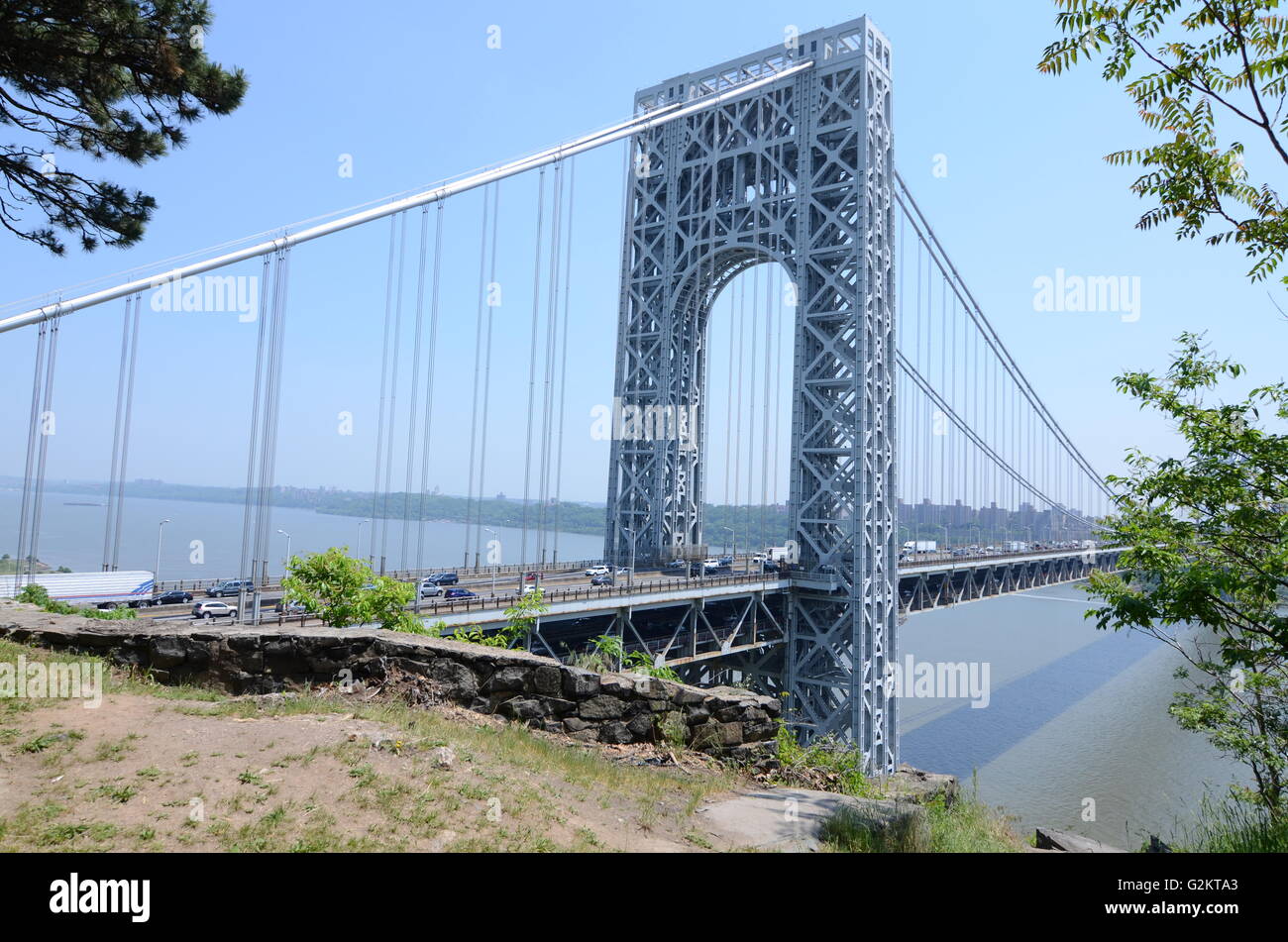 Classic steel bridge hi-res stock photography and images - Alamy