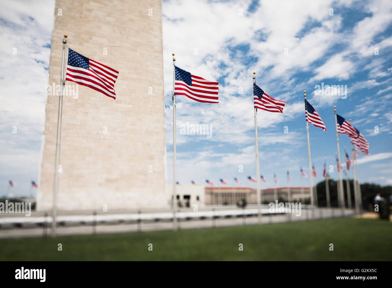 Washington monument, obelisk with flags hi-res stock photography and ...