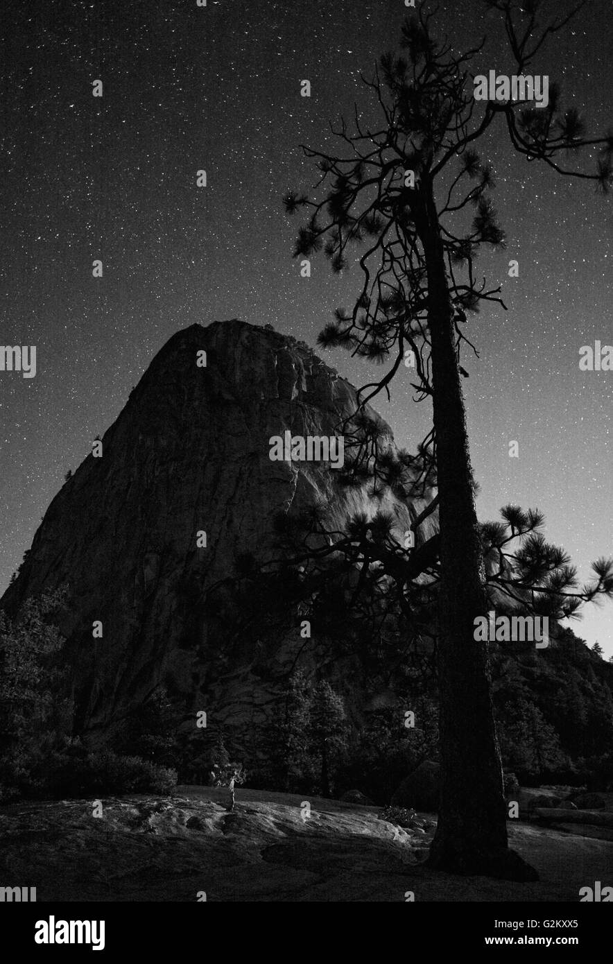 Large Rock Formation and Starry Night, Yosemite National Park ...