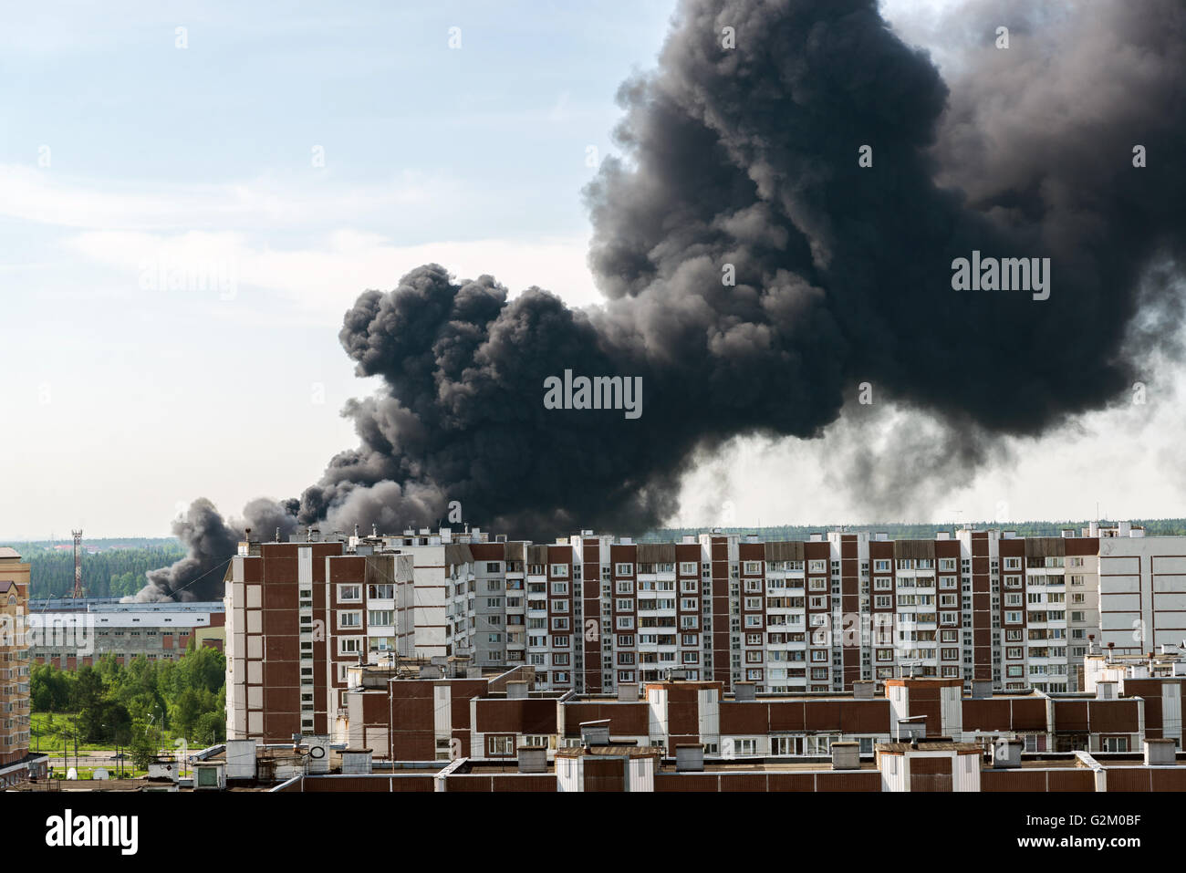 Black smoke from a major fire in Moscow, Russia Stock Photo - Alamy