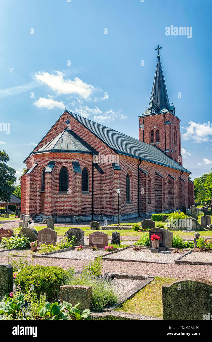 Red brick church hi-res stock photography and images - Alamy