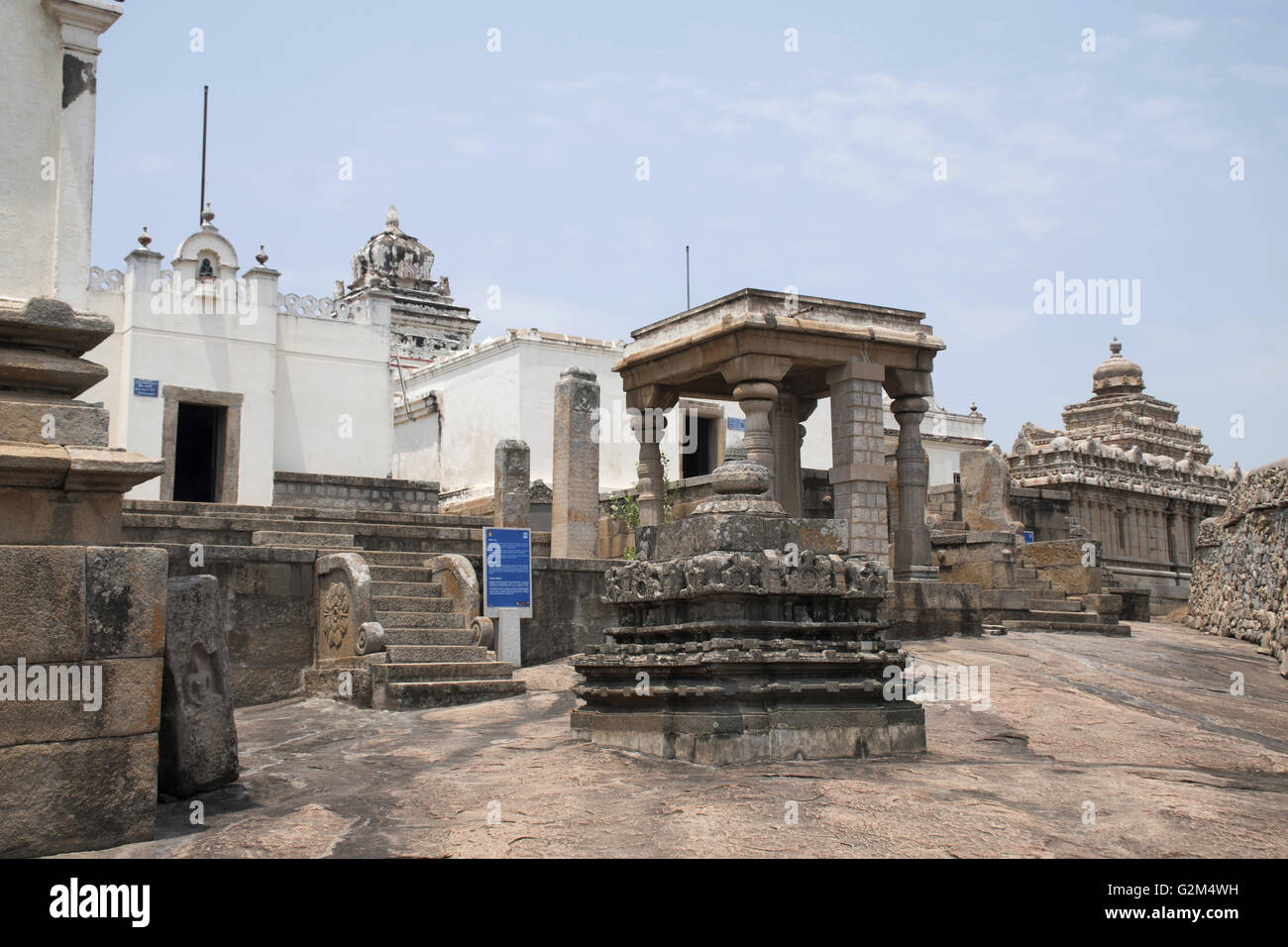 General exterior view campus hi-res stock photography and images - Alamy