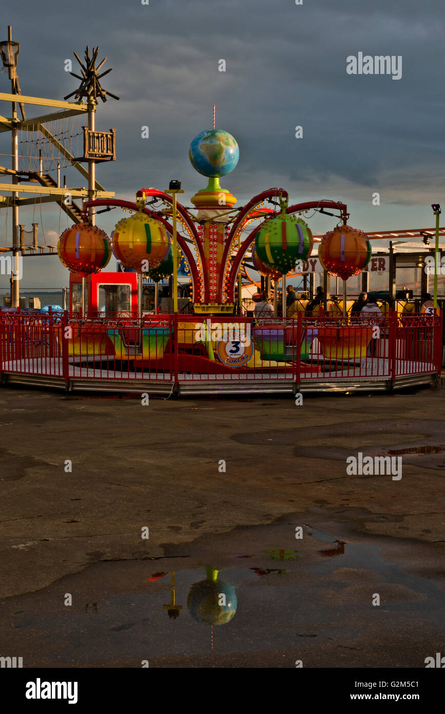 Southsea fairground hi-res stock photography and images - Alamy
