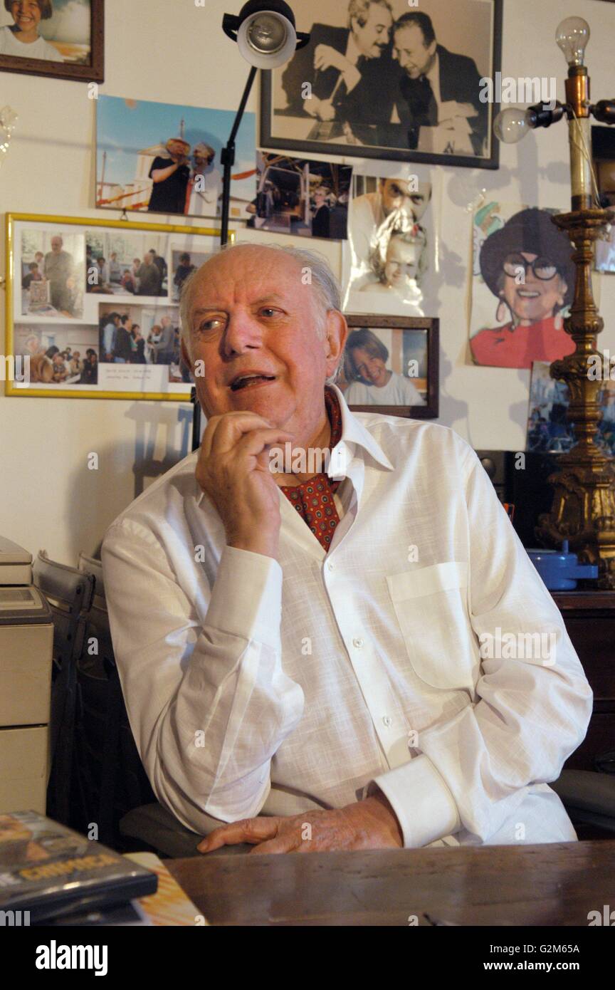 Dario Fo, Italian playwright, actor and author, prize Nobel for the ...