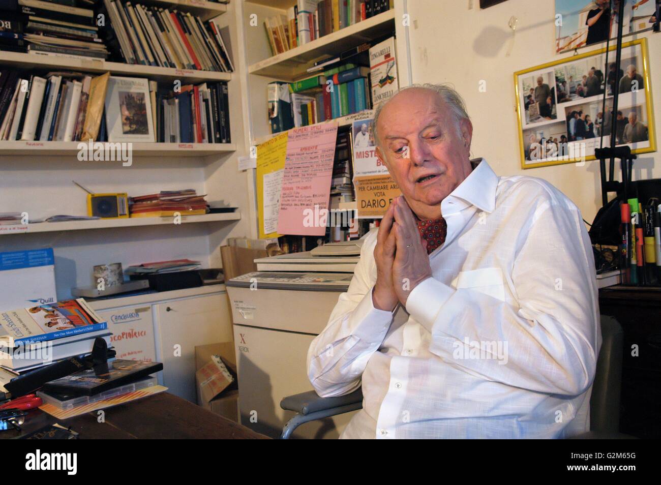 Dario Fo, Italian playwright, actor and author, prize Nobel for the ...