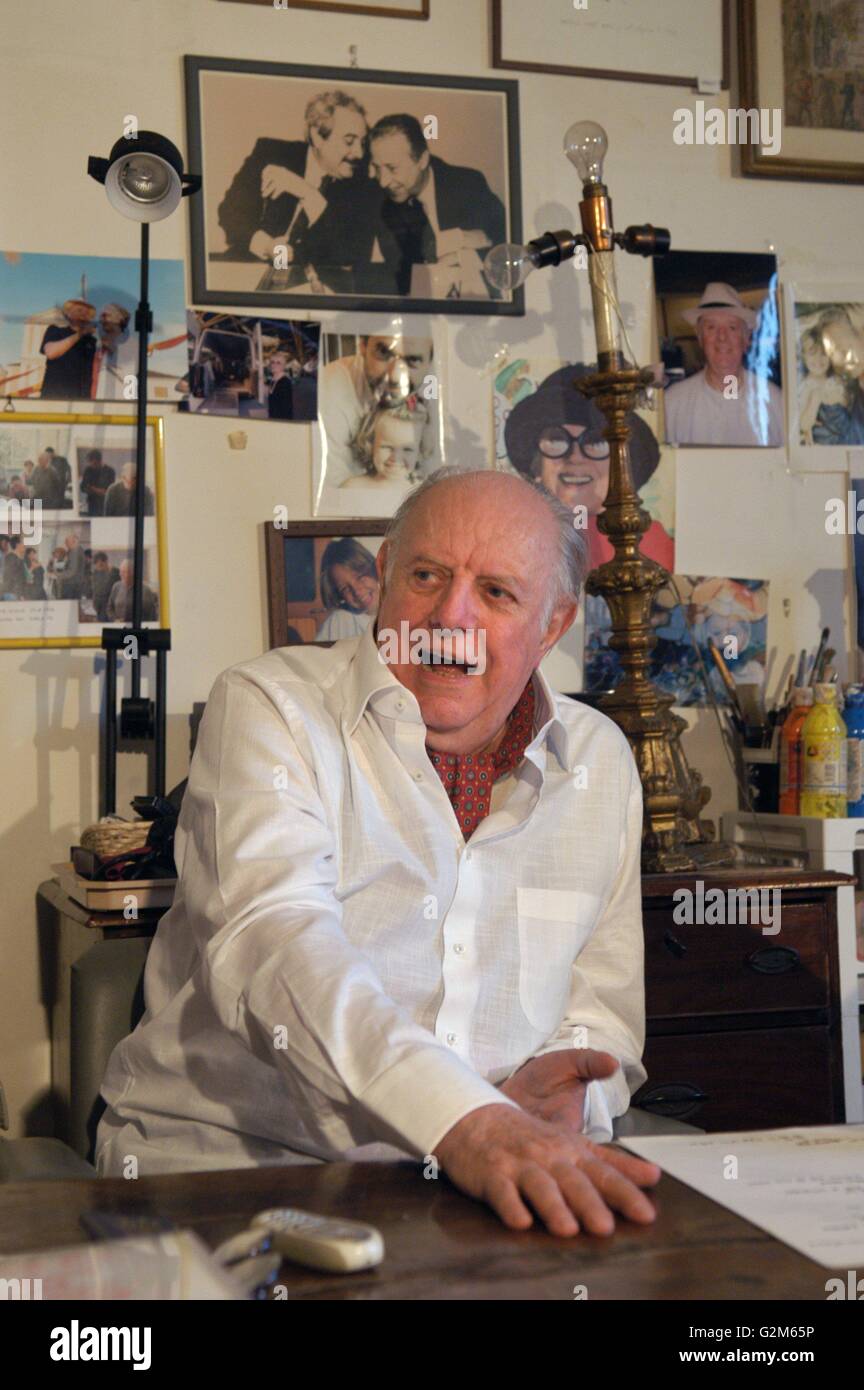 Dario fo nobel prize for literature hi-res stock photography and images ...