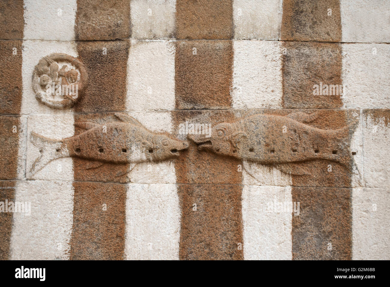 Stone carved fish hi-res stock photography and images - Alamy