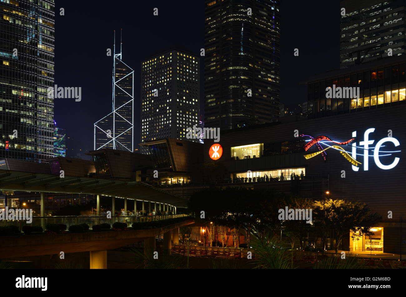 Central night hi-res stock photography and images - Alamy