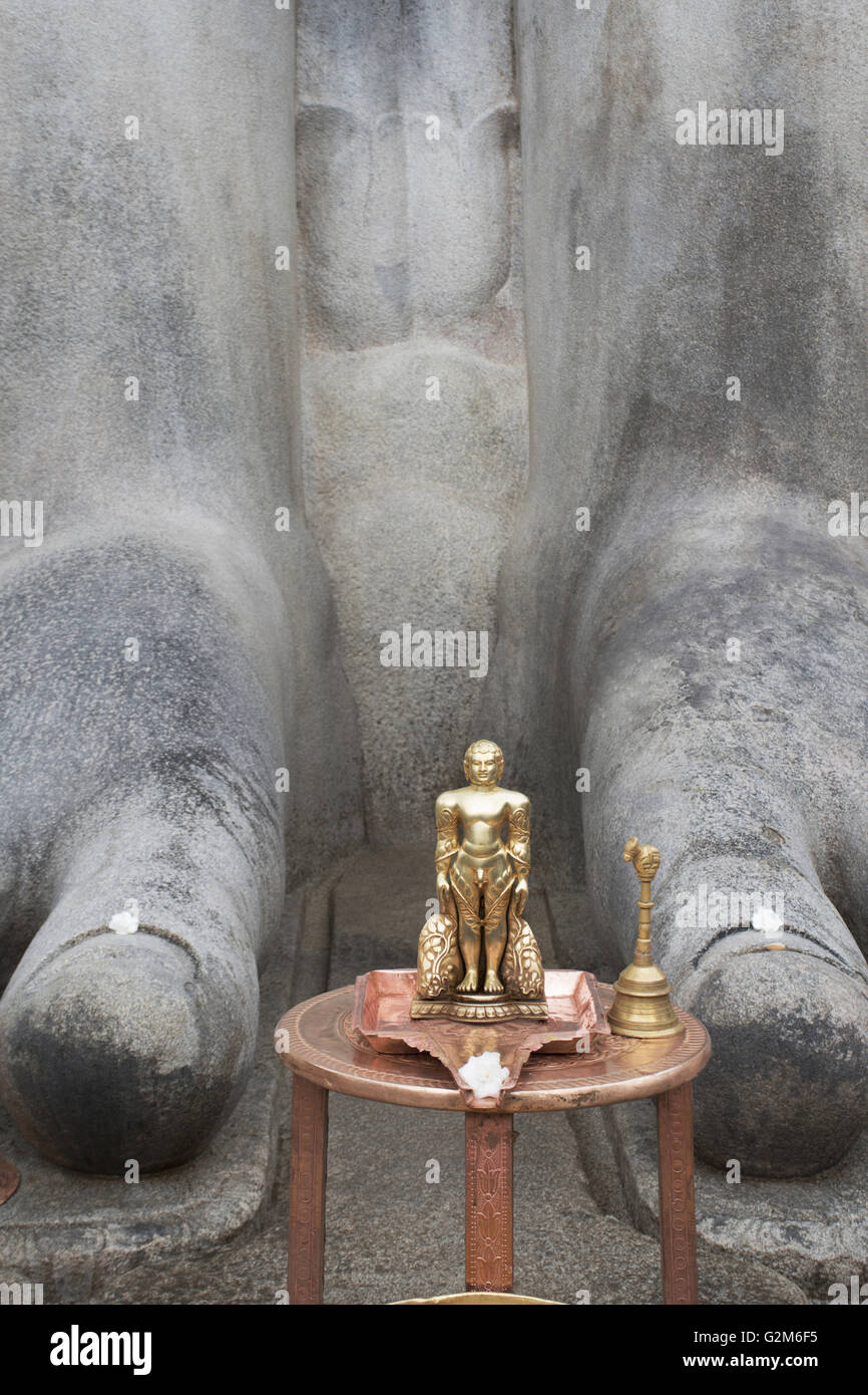 Close up of feet of the statue of Bahubali, also known as Gomateshwara ...