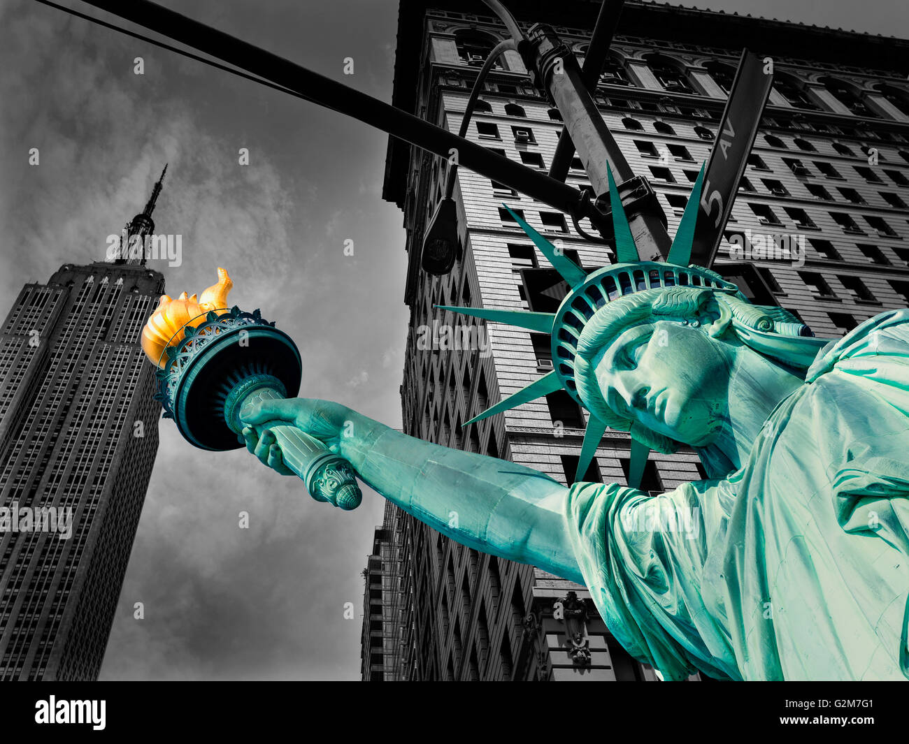 Liberty Statue and Empire State building New York American Symbols USA ...