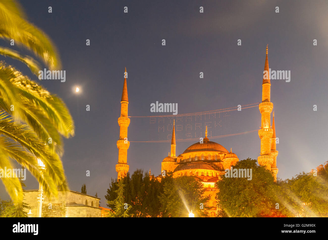 Famous mosque in turkish city of Istanbul Stock Photo - Alamy