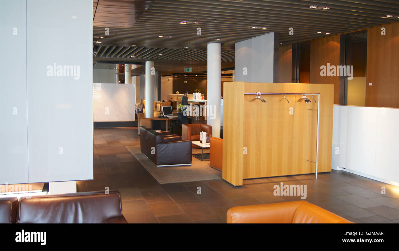 Airport vip terminal hi-res stock photography and images - Alamy