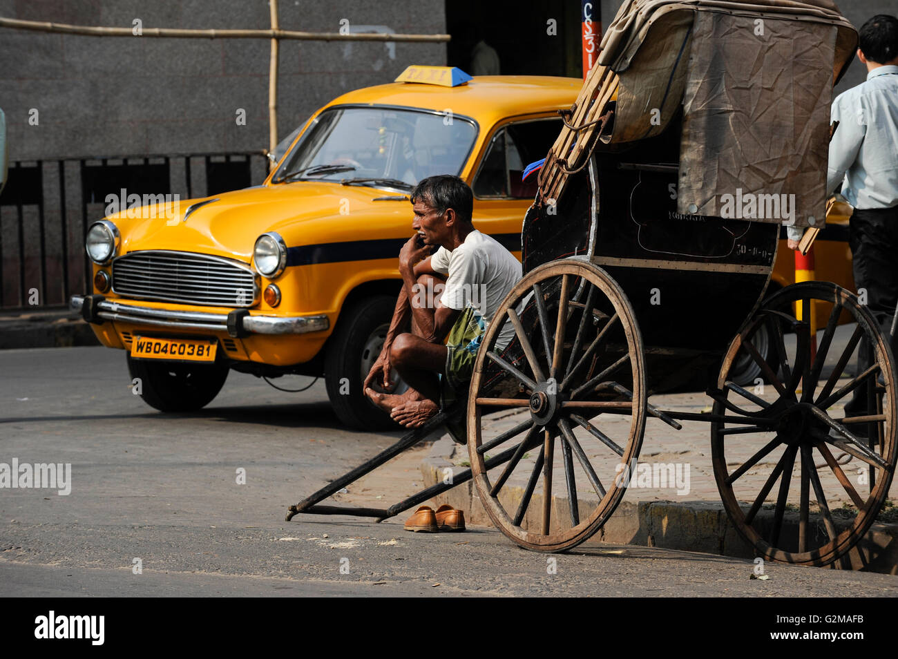 Hand pull rickshaw wheel hi-res stock photography and images - Alamy