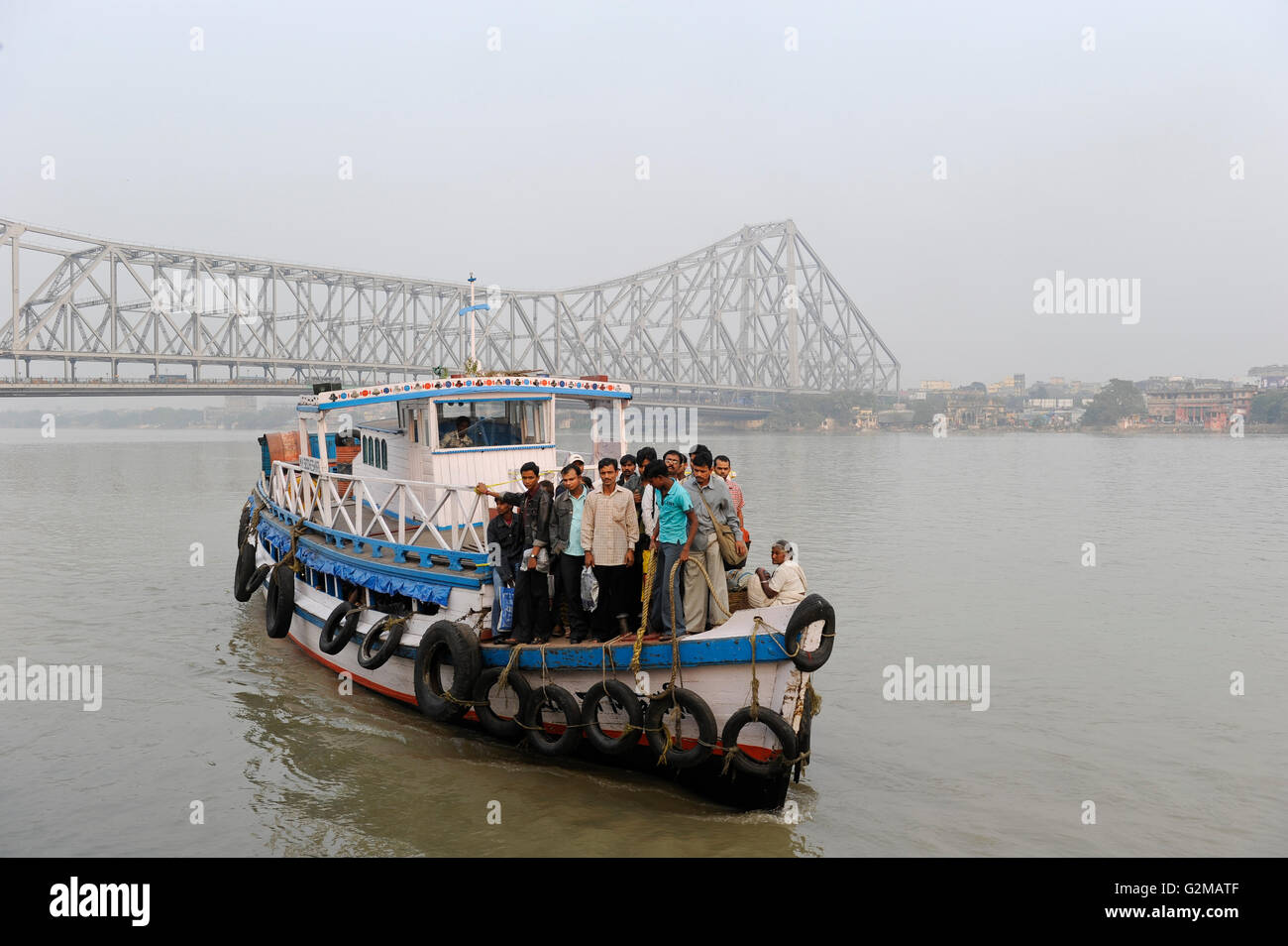 INDIA Westbengal, Kolkata, ferry boat on Hooghli river and Howrah ...