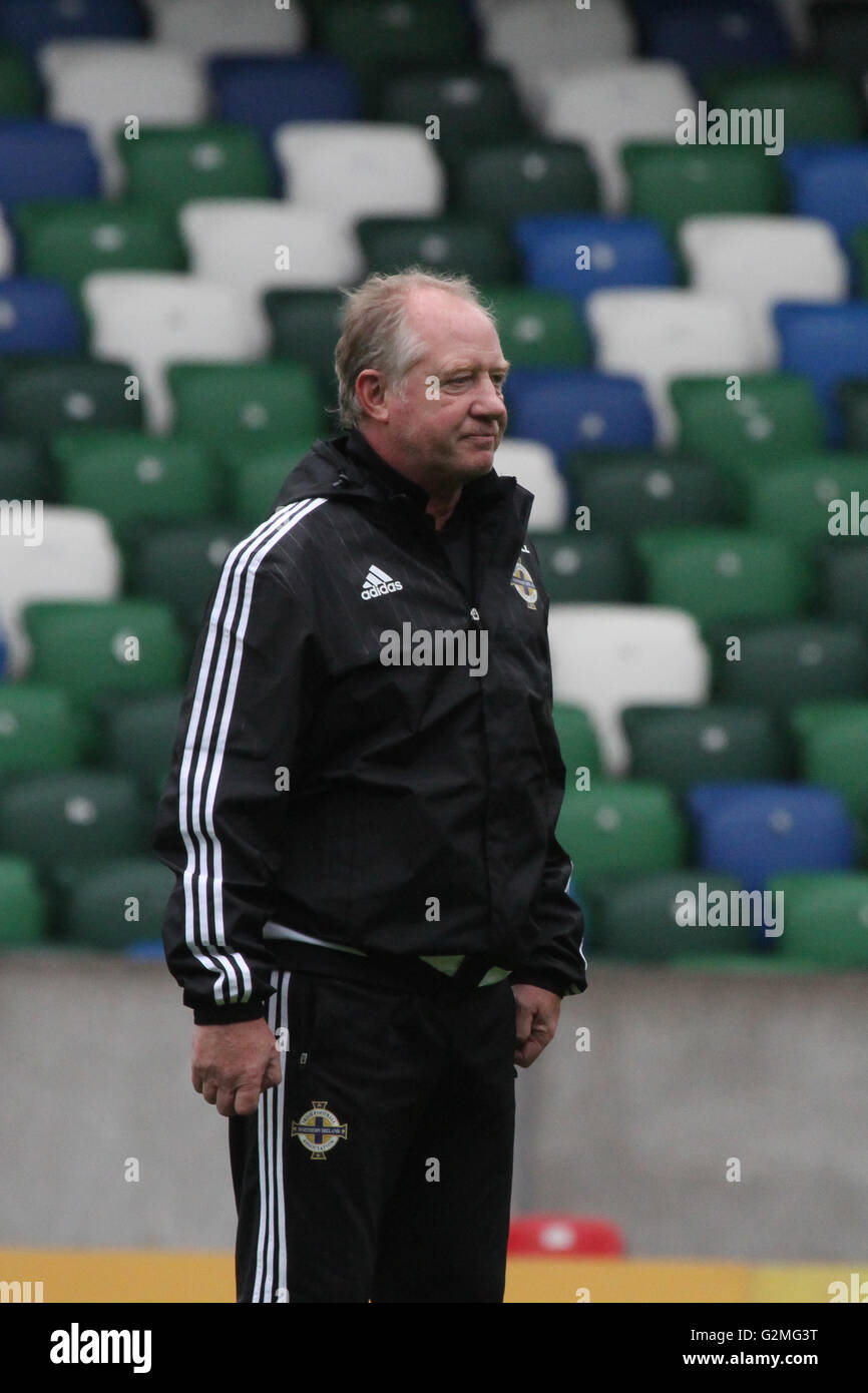 Jimmy nicholl football hi-res stock photography and images - Alamy