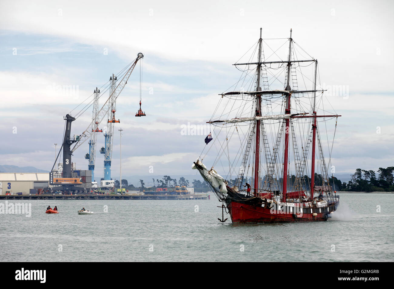 Traditional sailing ship entering the port at Nelson, New Zealand Stock ...