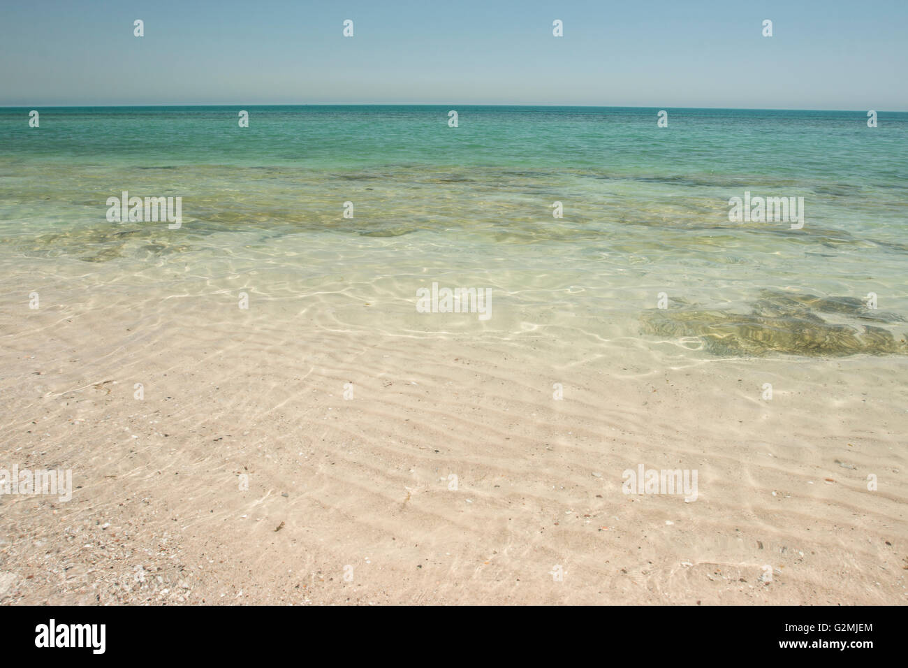 Kuwait beach hi-res stock photography and images - Alamy