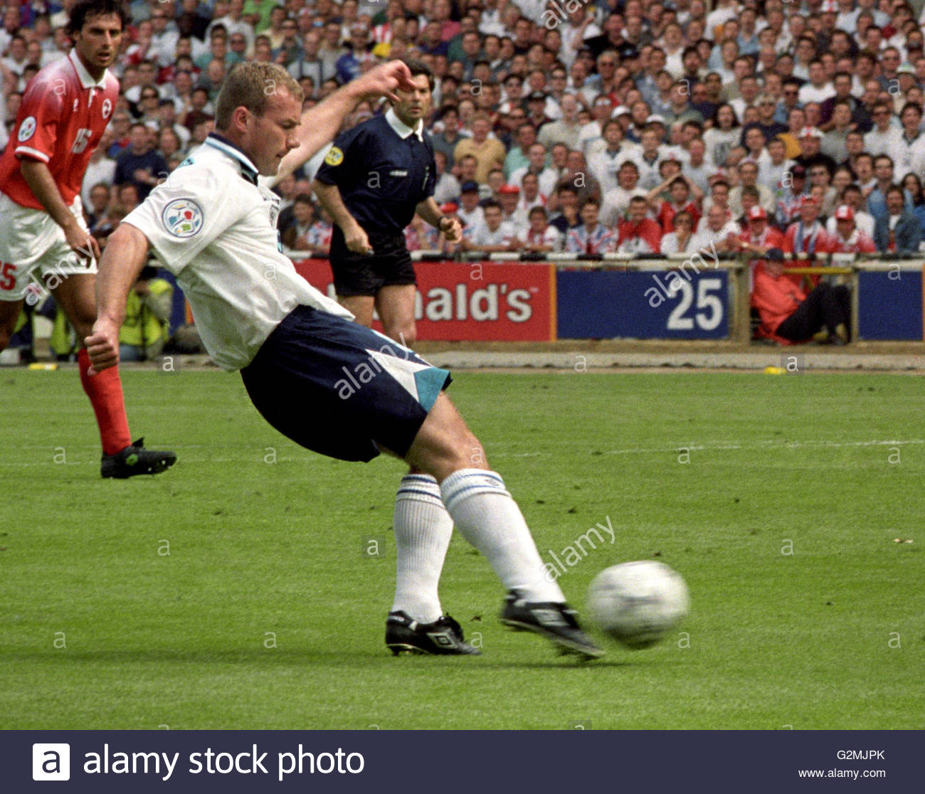 Euro 96 England High Resolution Stock Photography and Images - Alamy