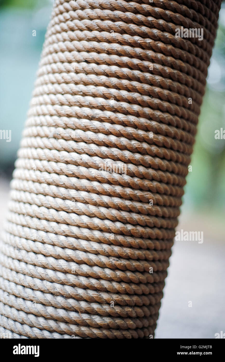 rope around a pole Stock Photo - Alamy
