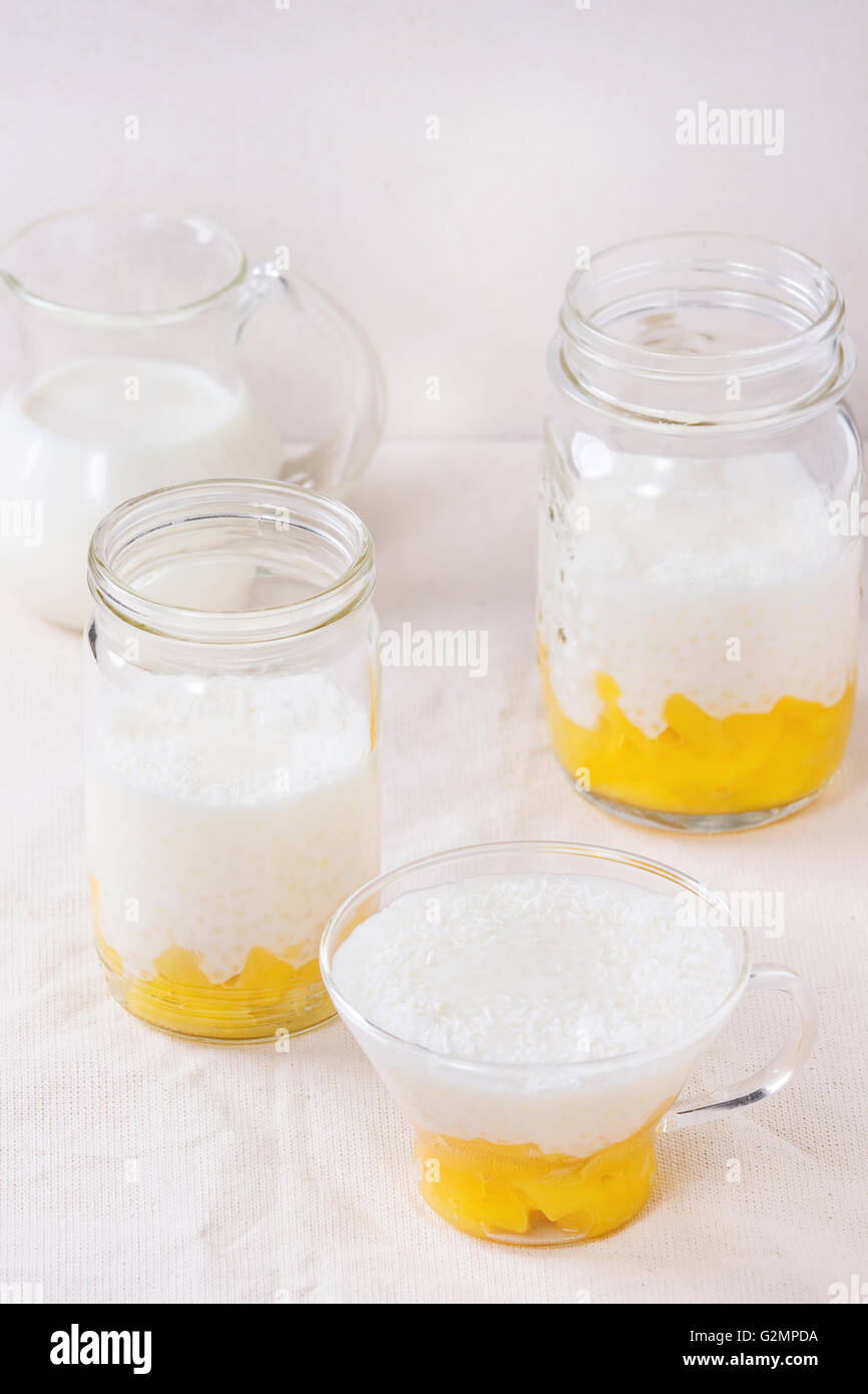 Tapioca bubbles hi-res stock photography and images - Alamy