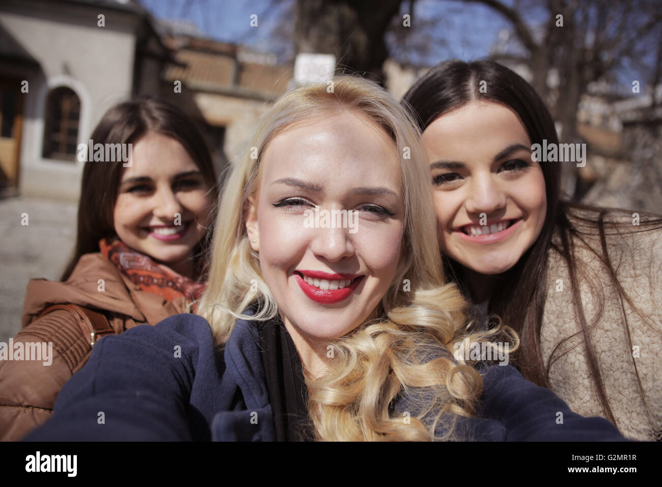 Group friends selfie in hi-res stock photography and images - Alamy