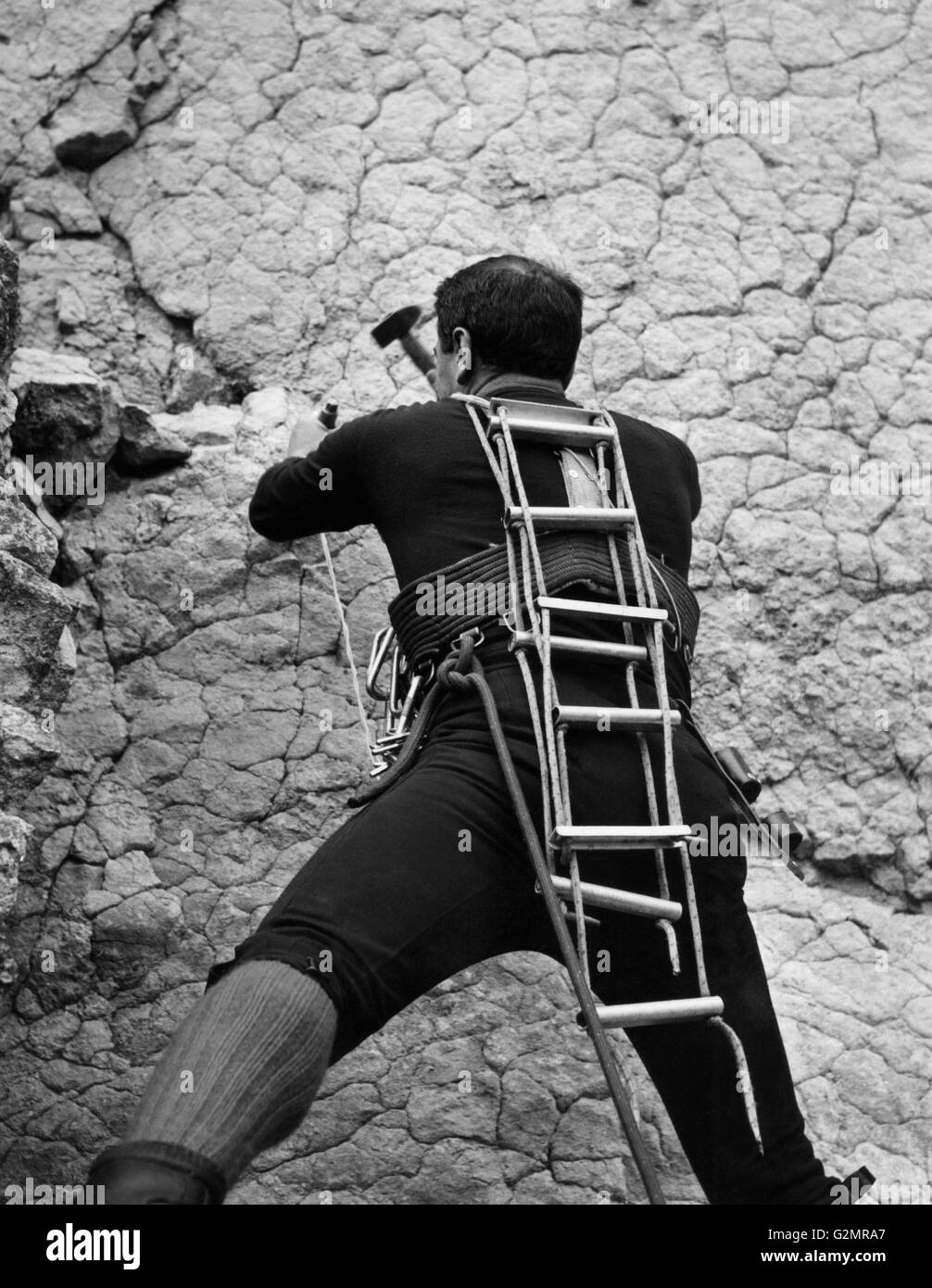 Historical mountain climber hi-res stock photography and images - Alamy