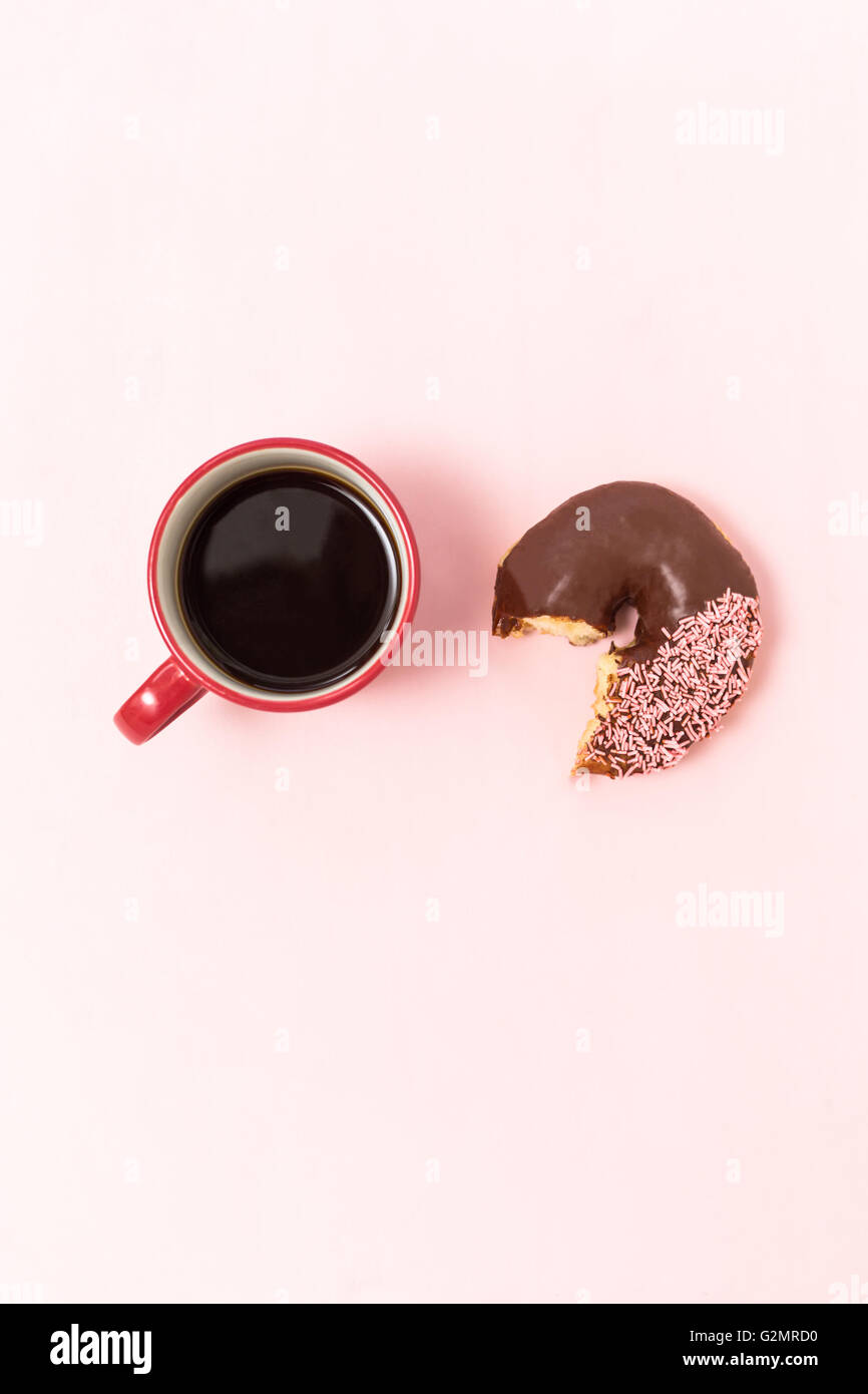 Donut making machine hi-res stock photography and images - Alamy