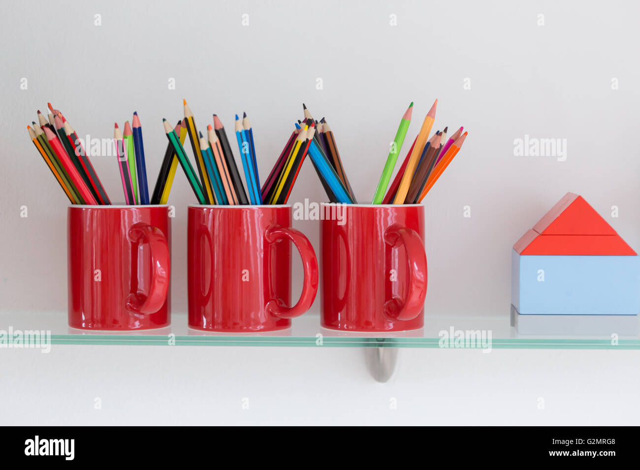 School accesories hi-res stock photography and images - Alamy