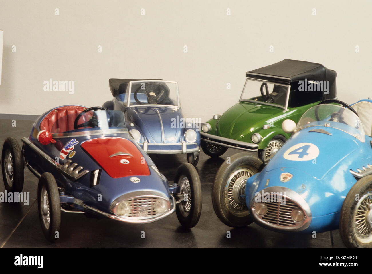 Historical cars and objects hi-res stock photography and images - Alamy