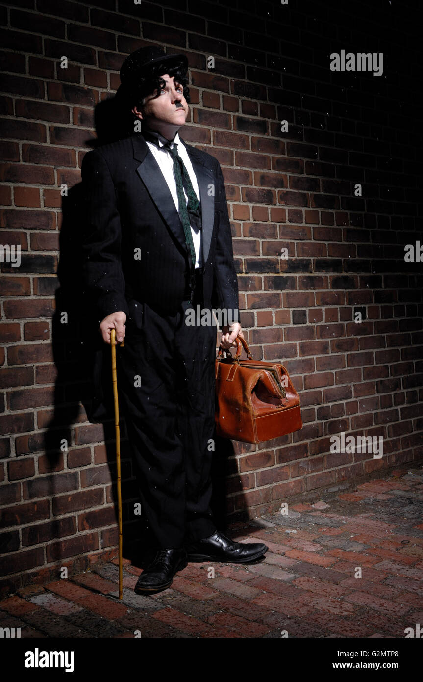 Man In Suit Falling High Resolution Stock Photography and Images - Alamy
