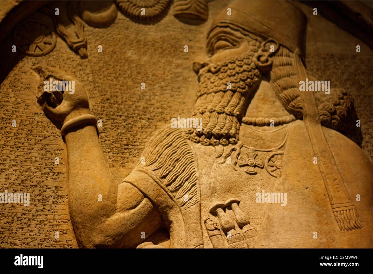 Assyrian stone relief 700 b c hi-res stock photography and images - Alamy