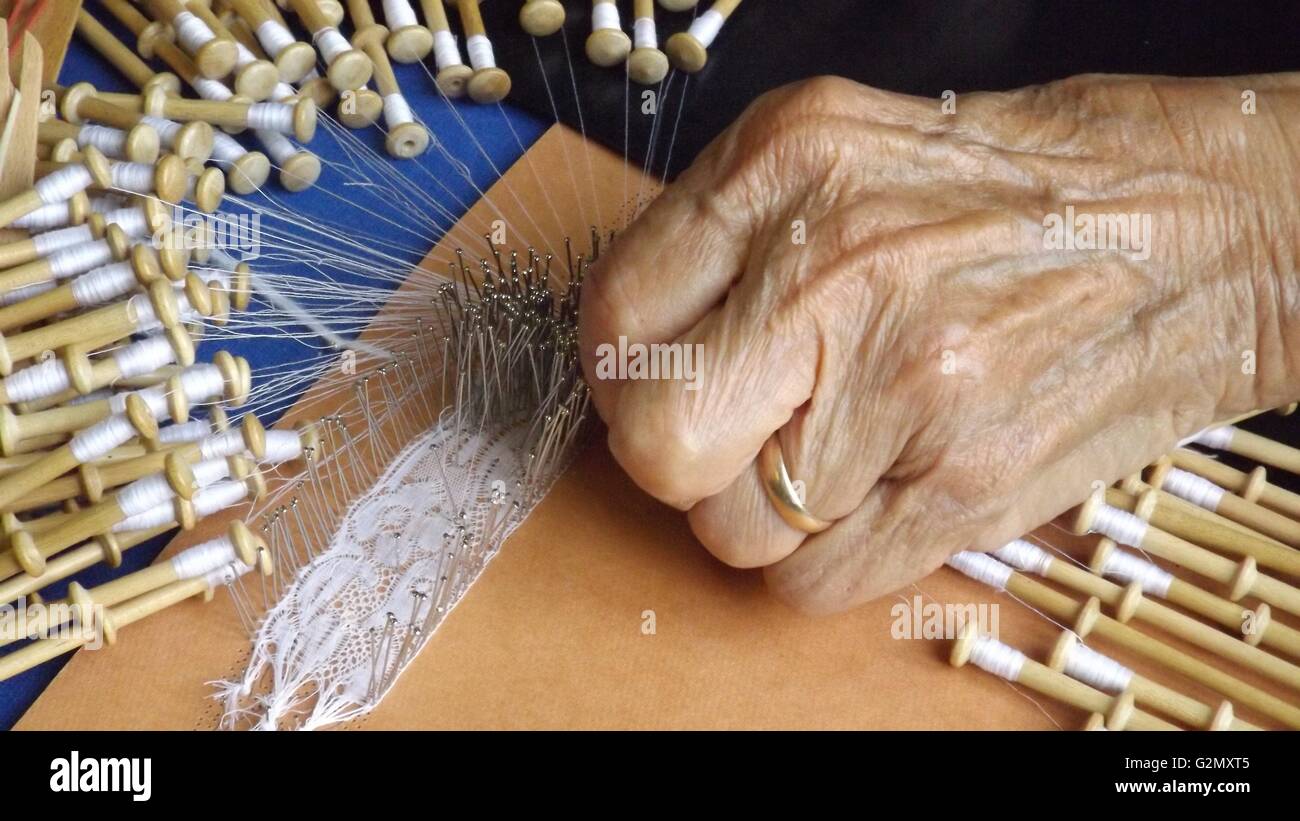 Lace Making Process 2013. Lace making at the Jerusalem Church in Bruges ...